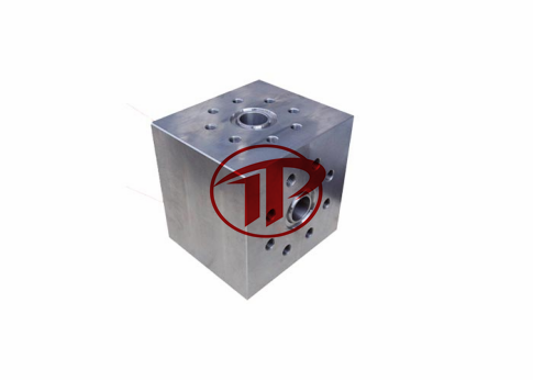 API 6A Studded Cross – High-Performance Forging Solutions – TIPTOP ...